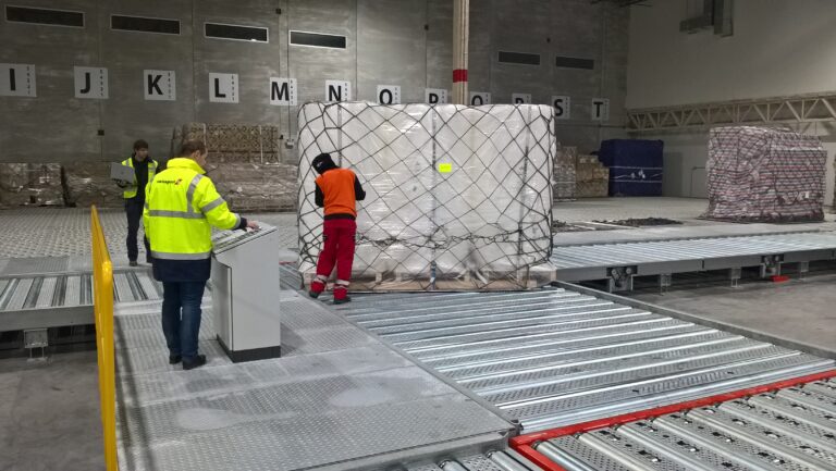 Advanced ULD Handling System for Swissport at Chicago O'Hare Airport ...