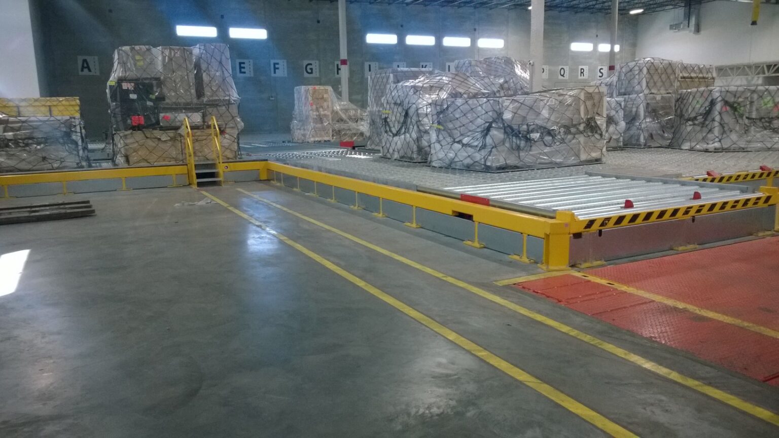 Advanced ULD Handling System for Swissport at Chicago O'Hare Airport ...