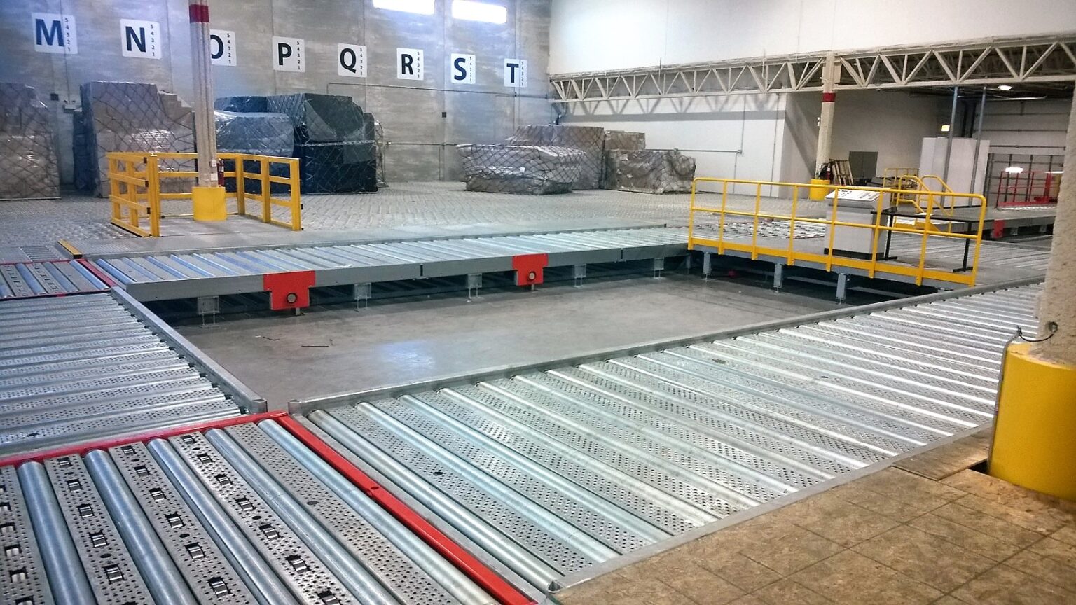 Advanced ULD Handling System for Swissport at Chicago O'Hare Airport ...